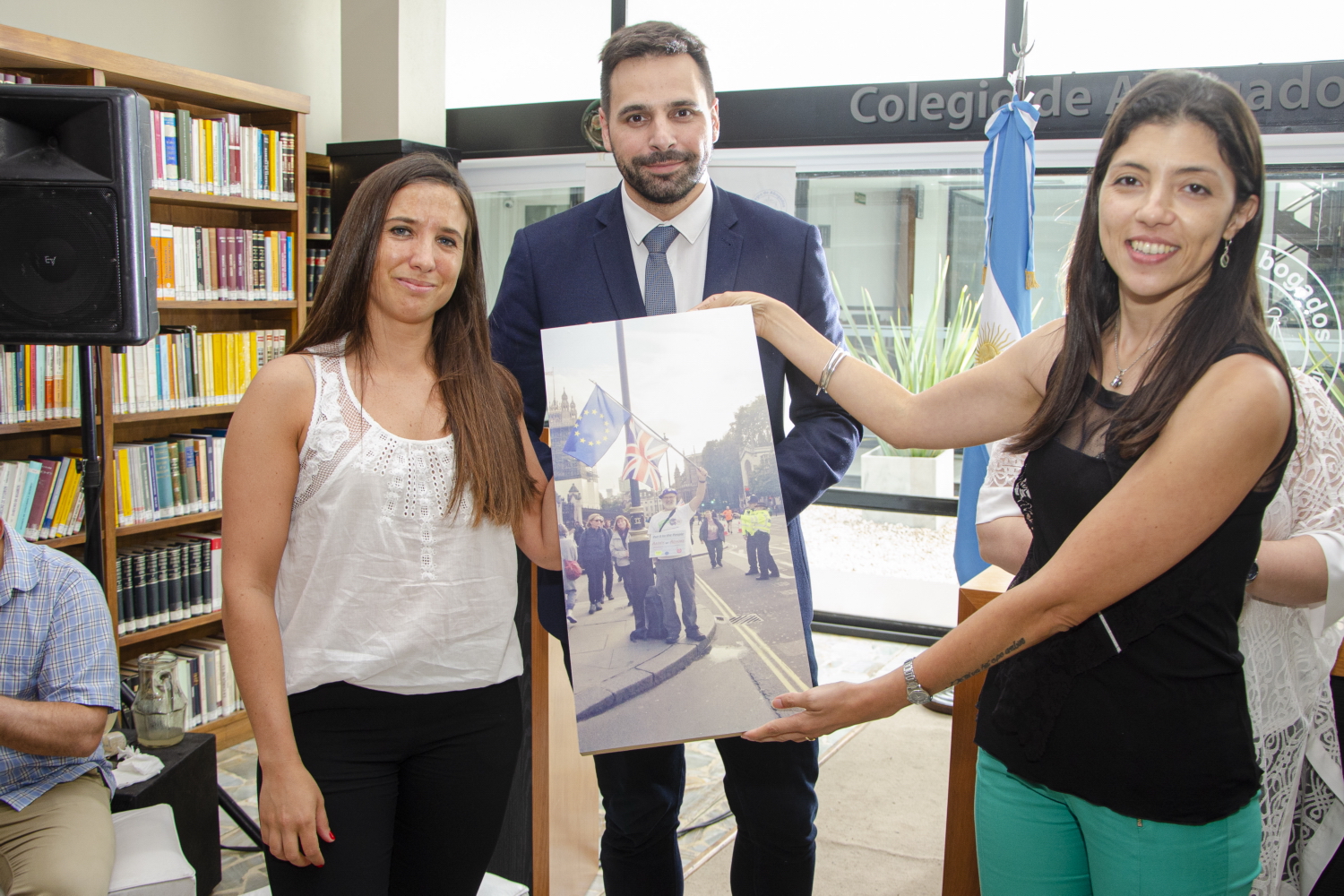 C.A.A. // Nota - Fueron entregados los premios del Concurso de Arte y ...